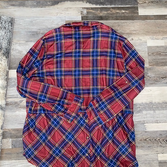 Robert Louis | Tops | Nwt Robert Louis Button Down Flannel | Poshmark